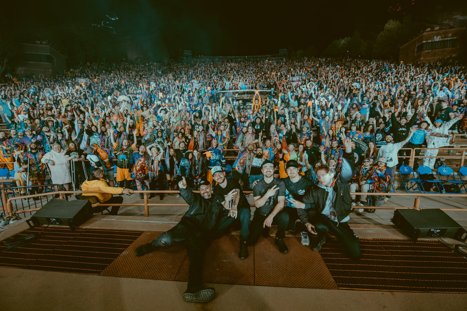 Family Pictures – Ganja White Night